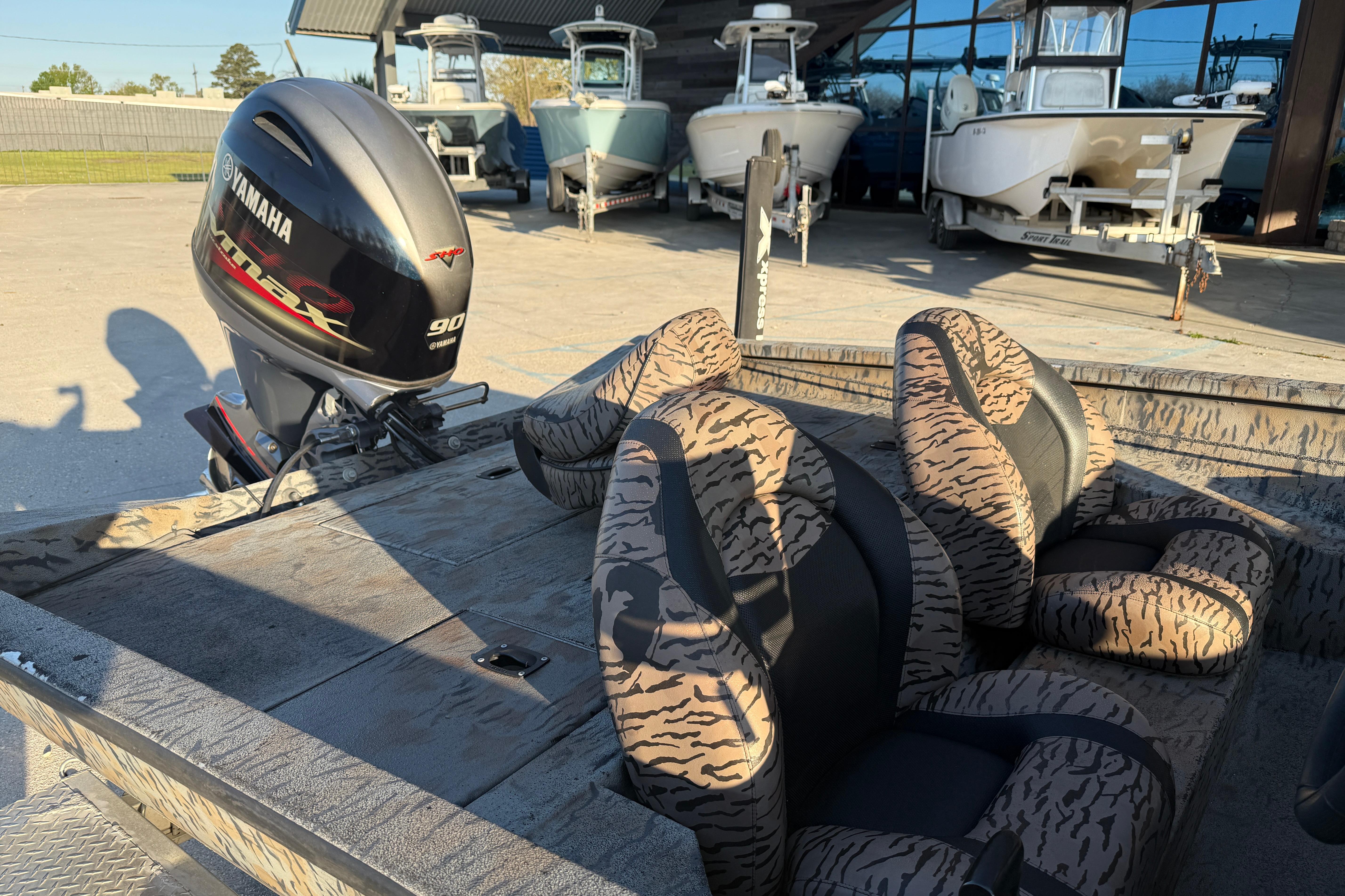 2019-Xpress-Xp7-3842 | Marrero, LA | Marine Dealership