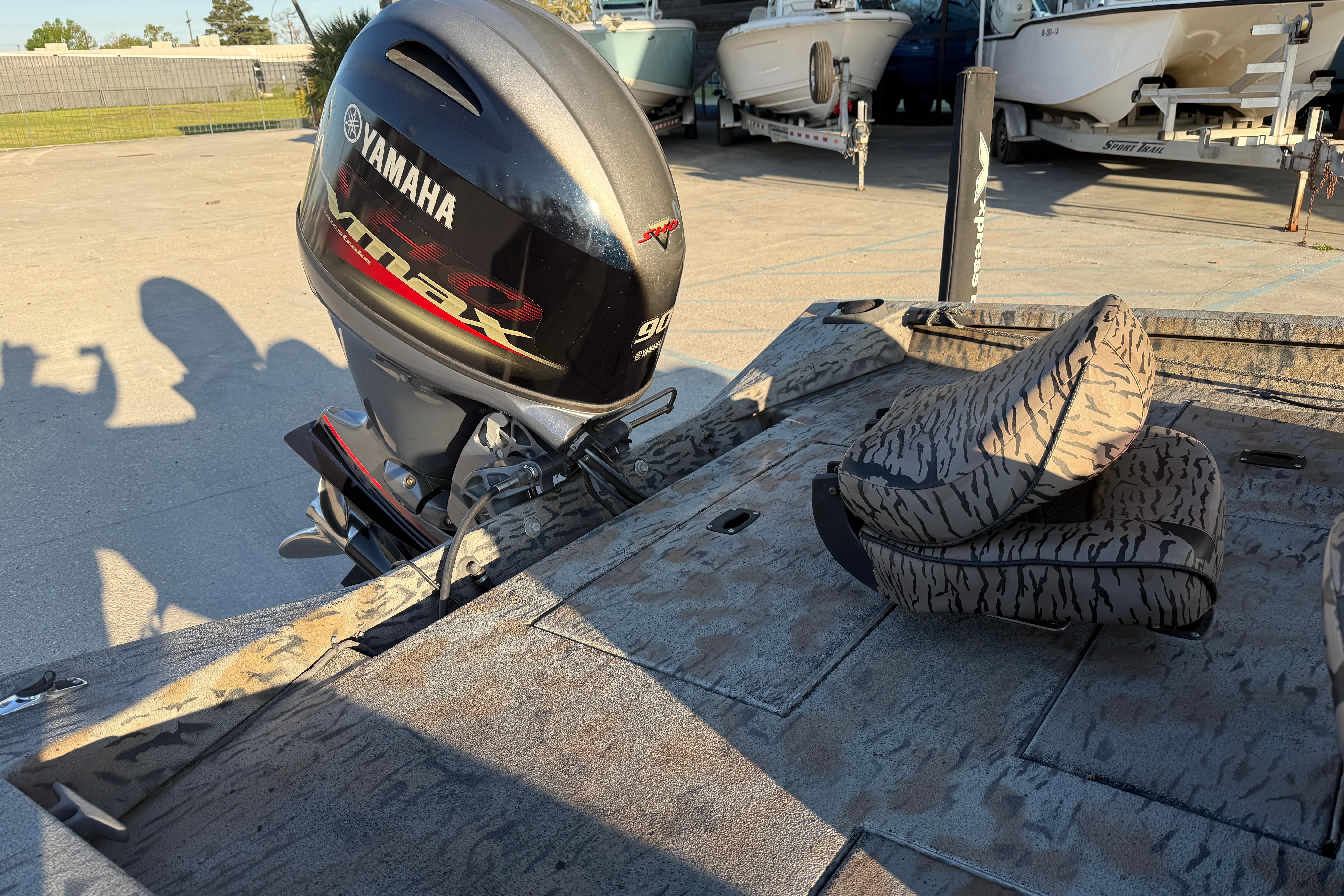 2019-Xpress-Xp7-3842 | Marrero, LA | Marine Dealership