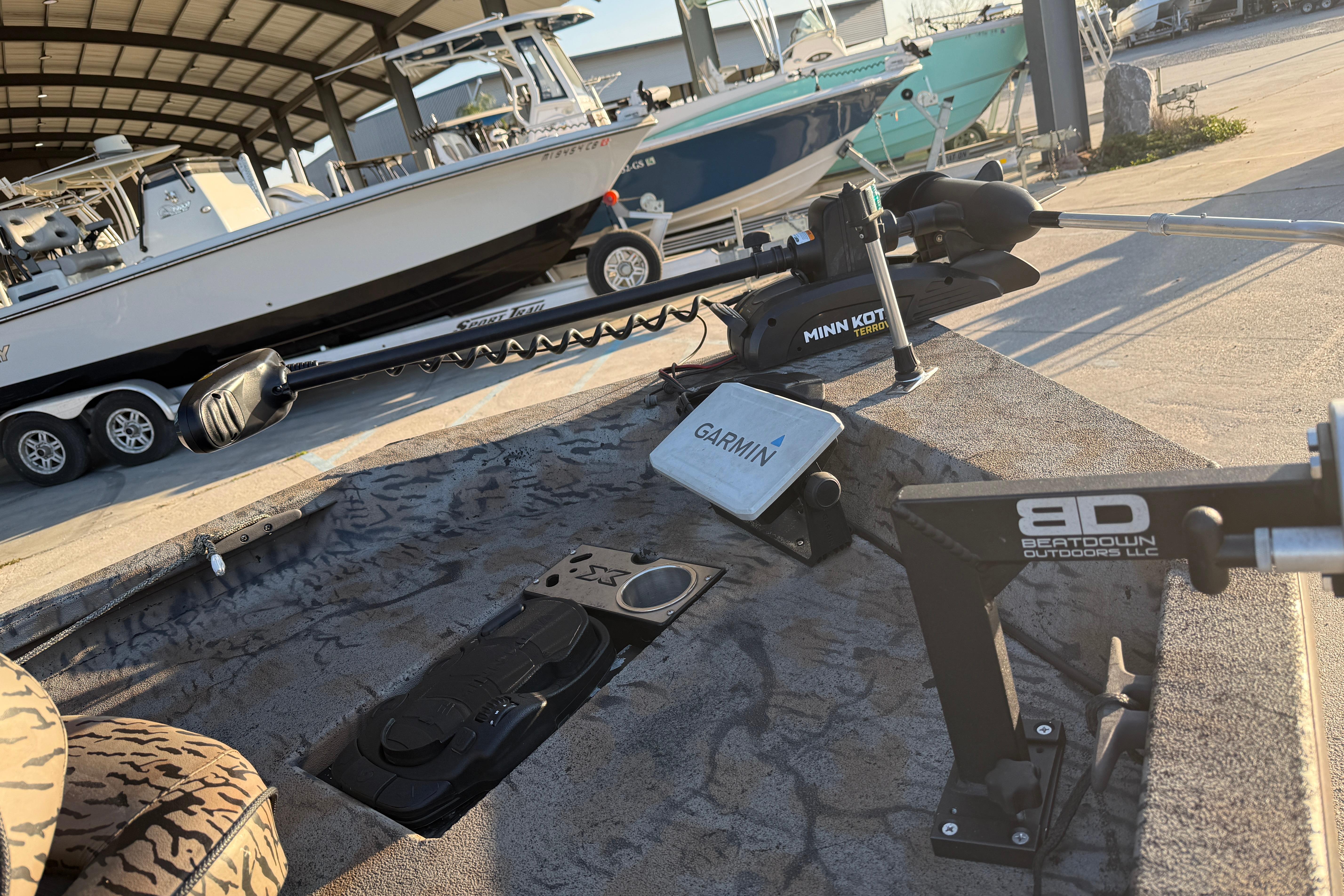 2019-Xpress-Xp7-3842 | Marrero, LA | Marine Dealership